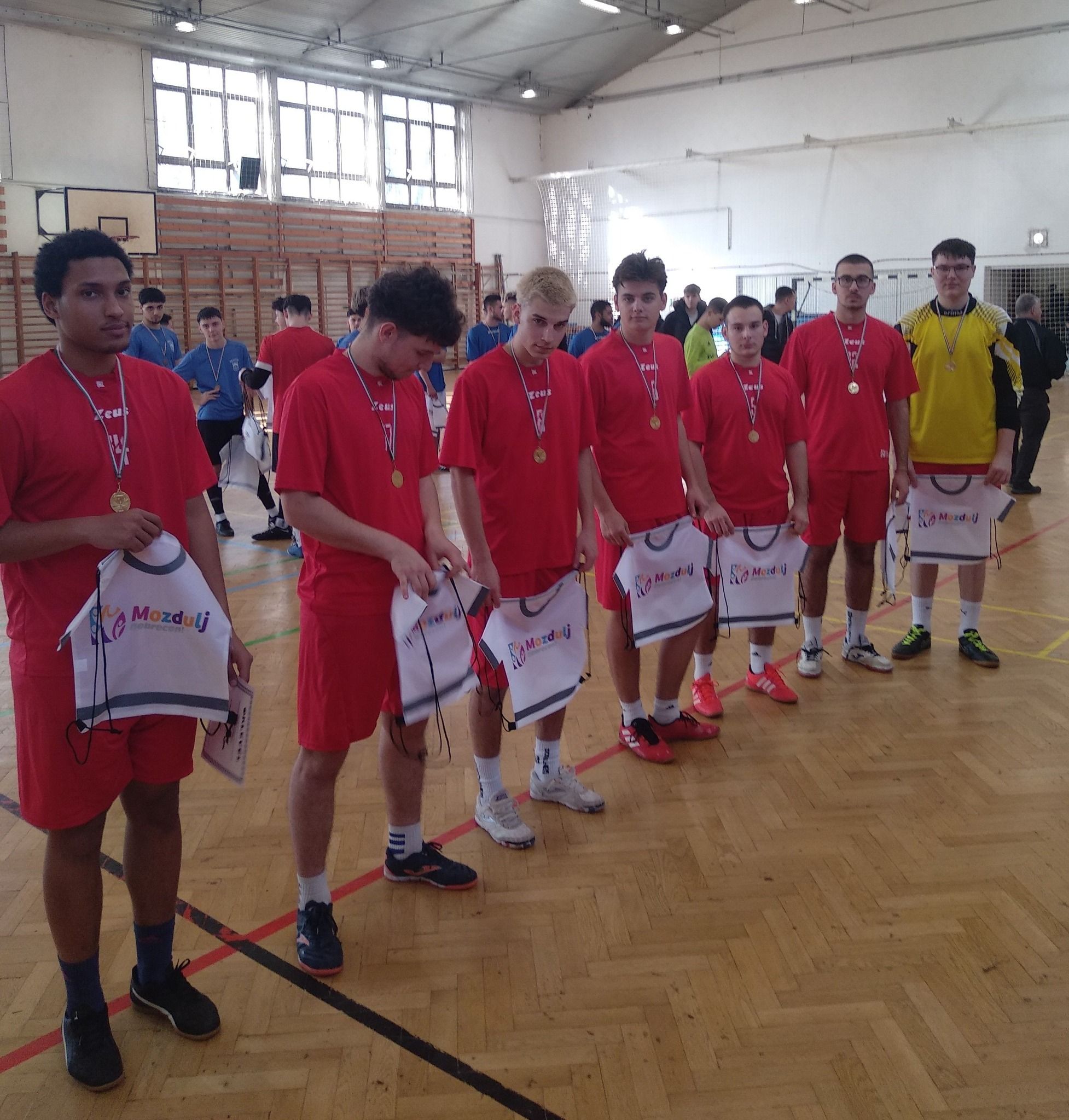 A DSZC futsal városi bajnoka a Mechwart! | Hírek | Debreceni SZC ...